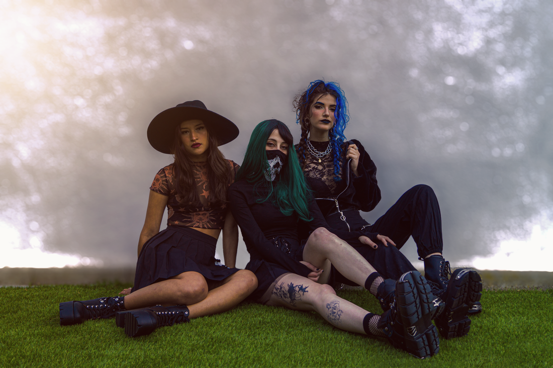 Ovniki - Alternative Fashion